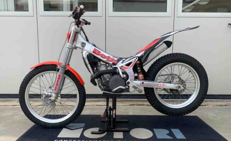 Zontes 368 E - Moto Ri